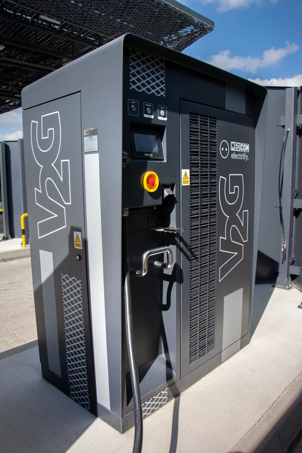 Vehicle-to-Grid (V2G), or Bidirectional Charging - eCity powered by Solaris