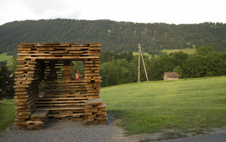 Modern bus stops in sustainable cities - eCity powered by Solaris